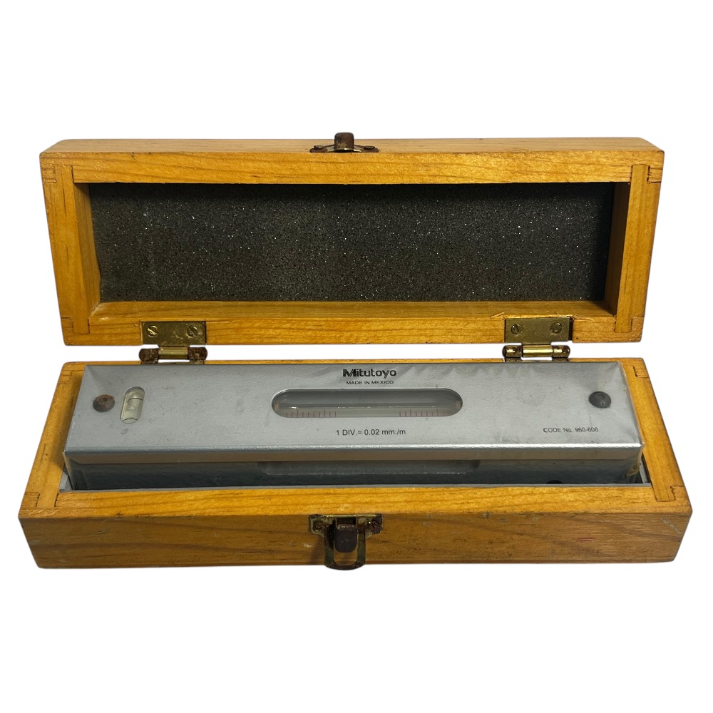 Like New MITUTOYO 960-606 PRECISION SPIRIT LEVEL WITH BOX - Own4Less